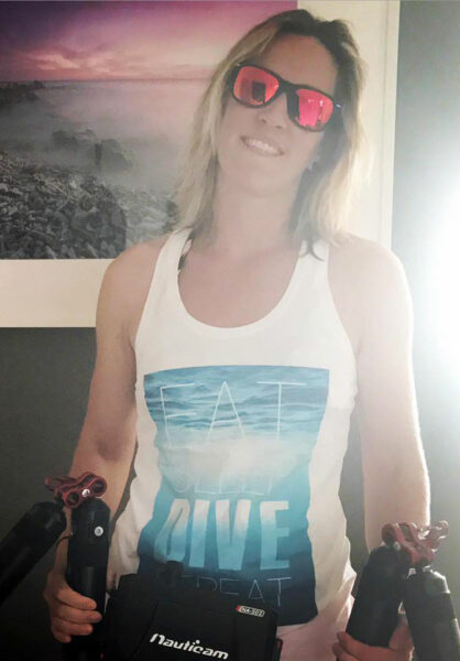 vanessa_cara_kerr - CORAL Magazine